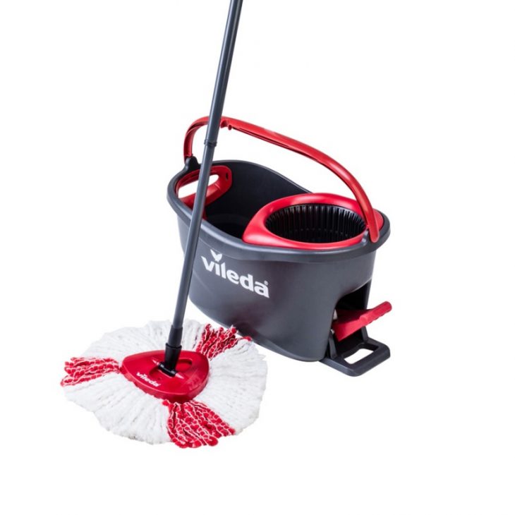 Mop do mycia podłogi – jaki wybrać | M jak Mrówka